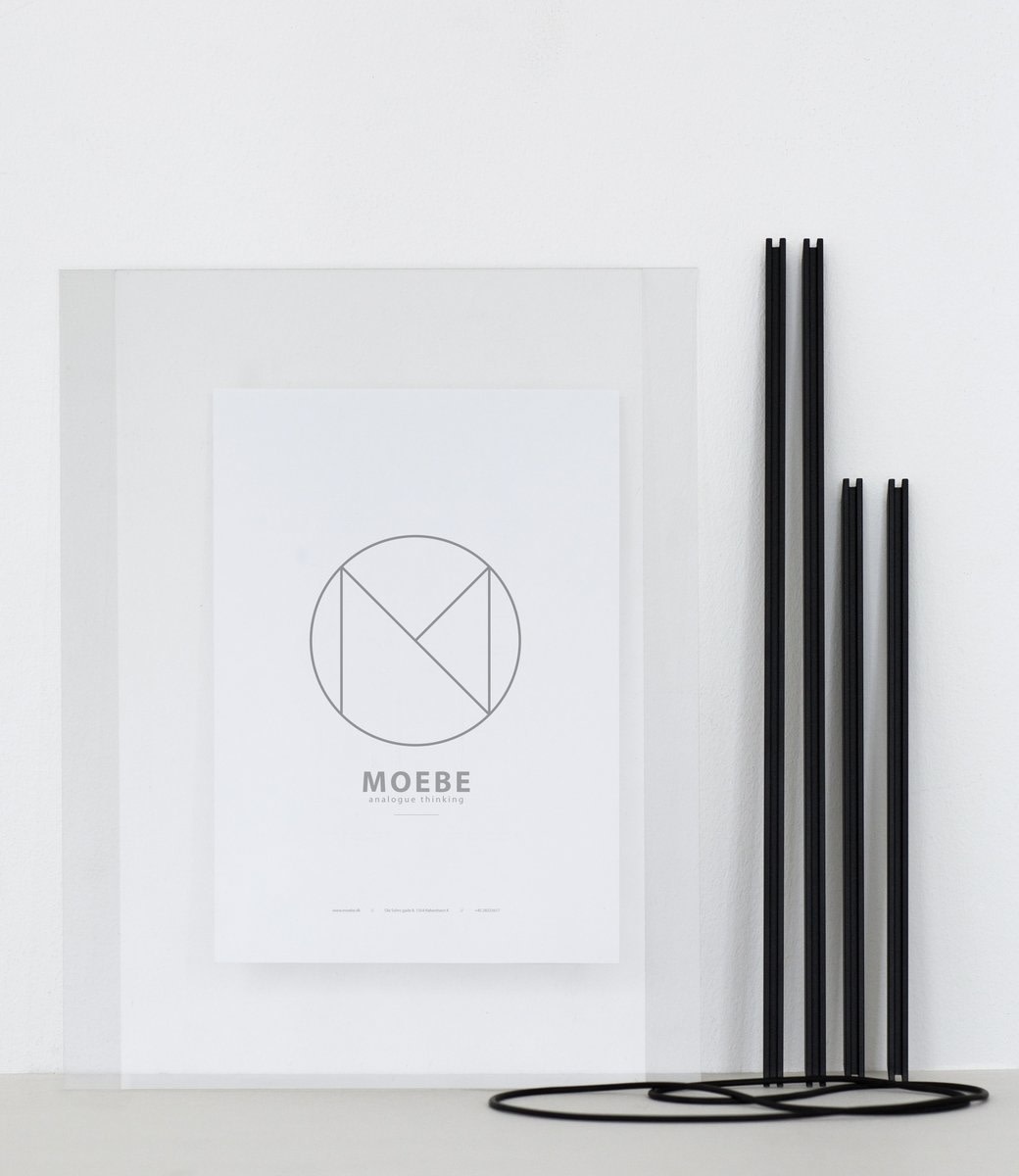 Moebe Frame Black - Transparant frame in A5, A4, A3 and A2 size. - blikfang