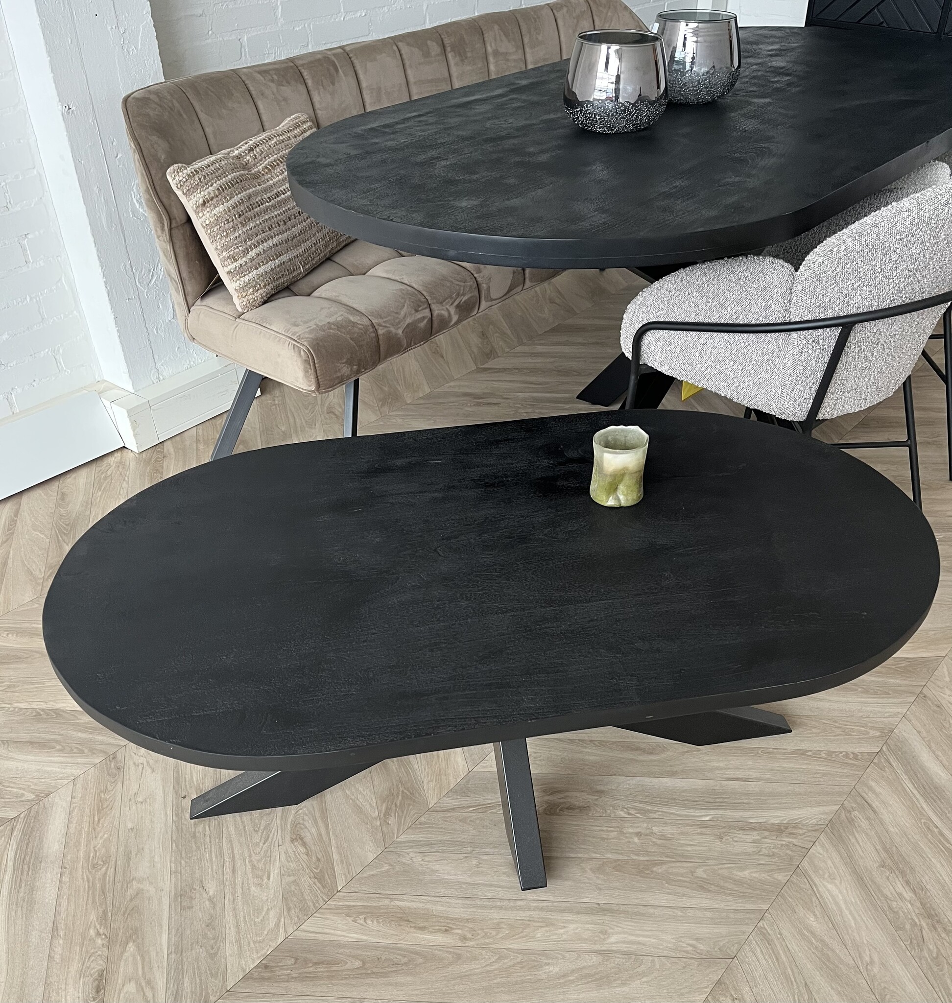 Salontafel Deens ovaal mango zwart 120 x 70 cm - 189 euro - WK Home