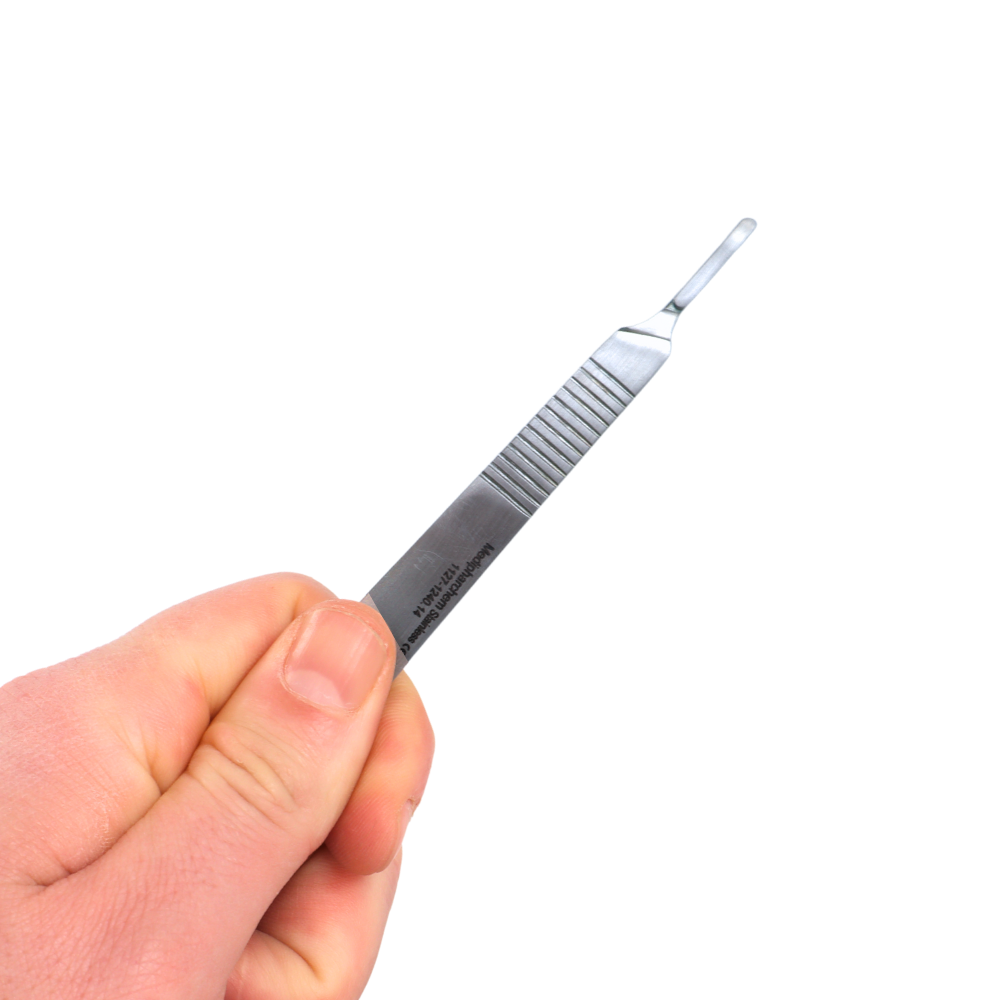 Scalpel handle number 3 | Ordered before 22:00 = Delivered tomorrow ...