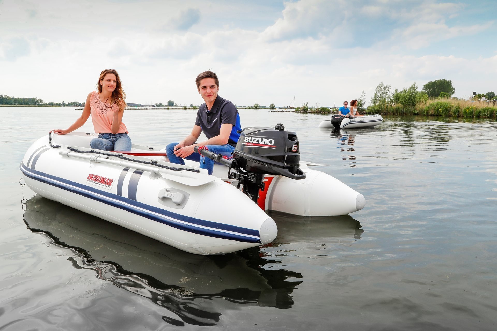 Suzumar DS 390 aluminium vloer rubberboot - Boottotaal.nl
