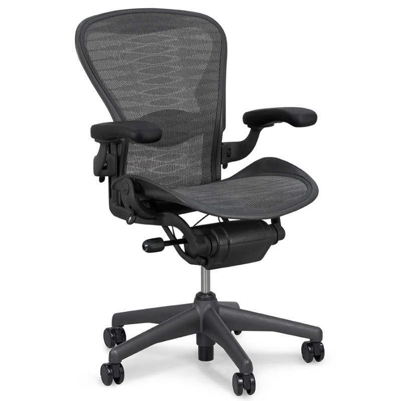Refurbished Herman Miller Aeron Chair Tuxedo (graphite) - RefurbishedMiller