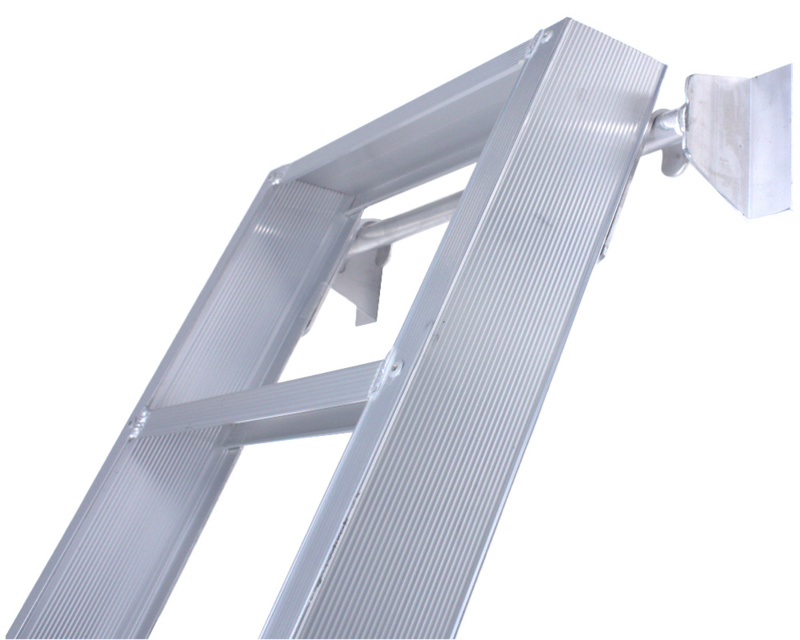Klimtotaal | Solide Muurbeugel Ladder Trappen | 108301 - Klimtotaal.nl