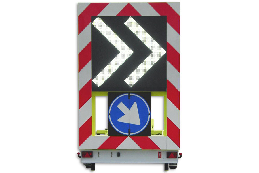 Chevron trailer solar - Traffic Safety Systems