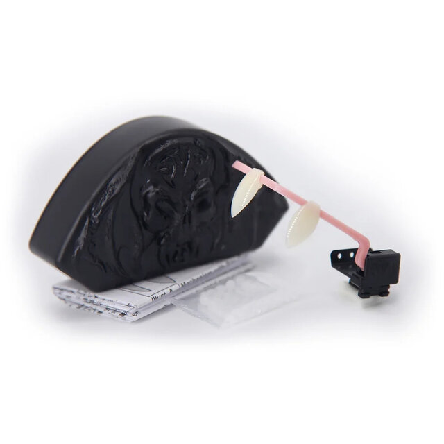 Retractable Vampire Fangs from Scarecrow Vampire Fangs