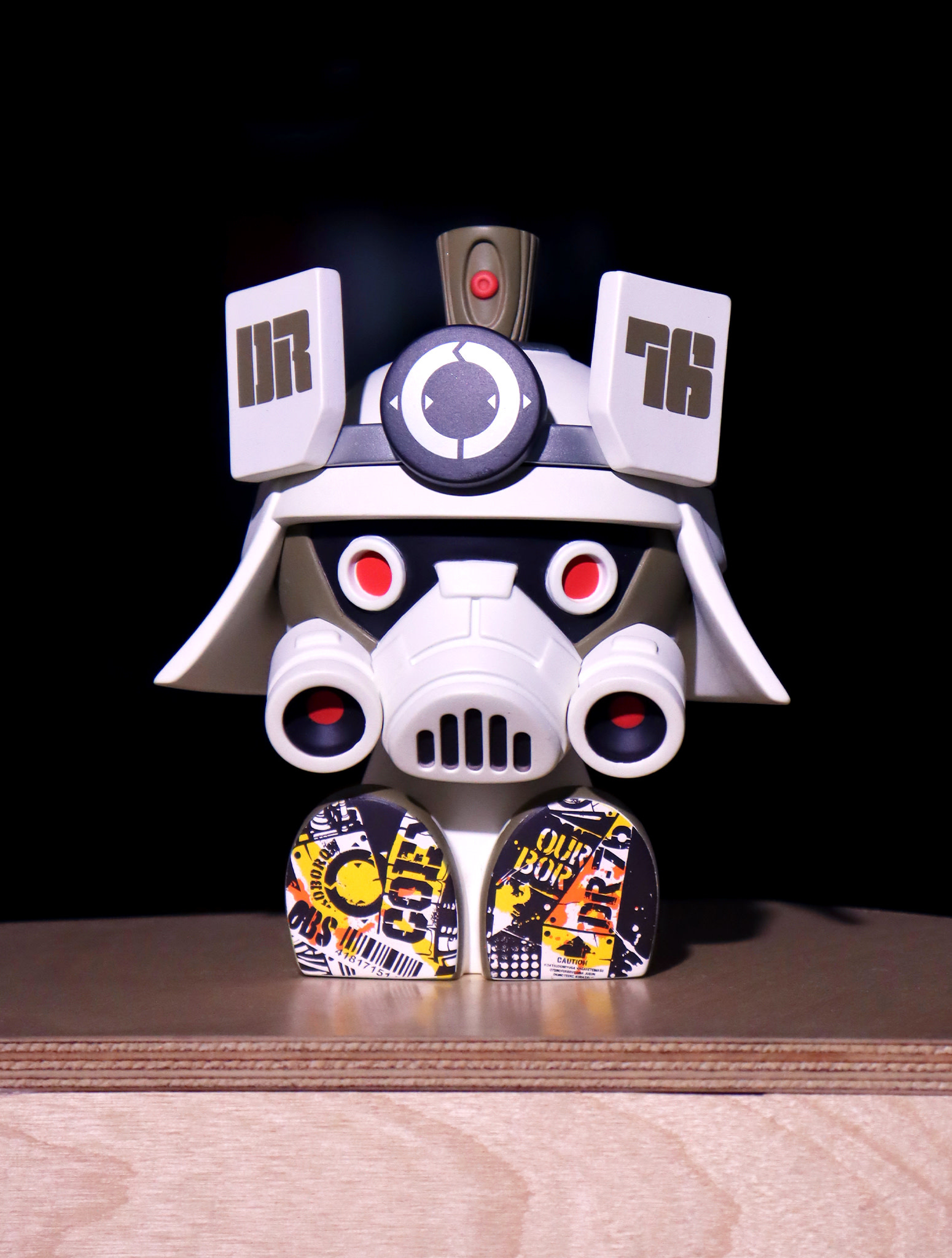 Dragon76 - DR76 Phantom White 5oz Canbot - STRAAT Museum Shop