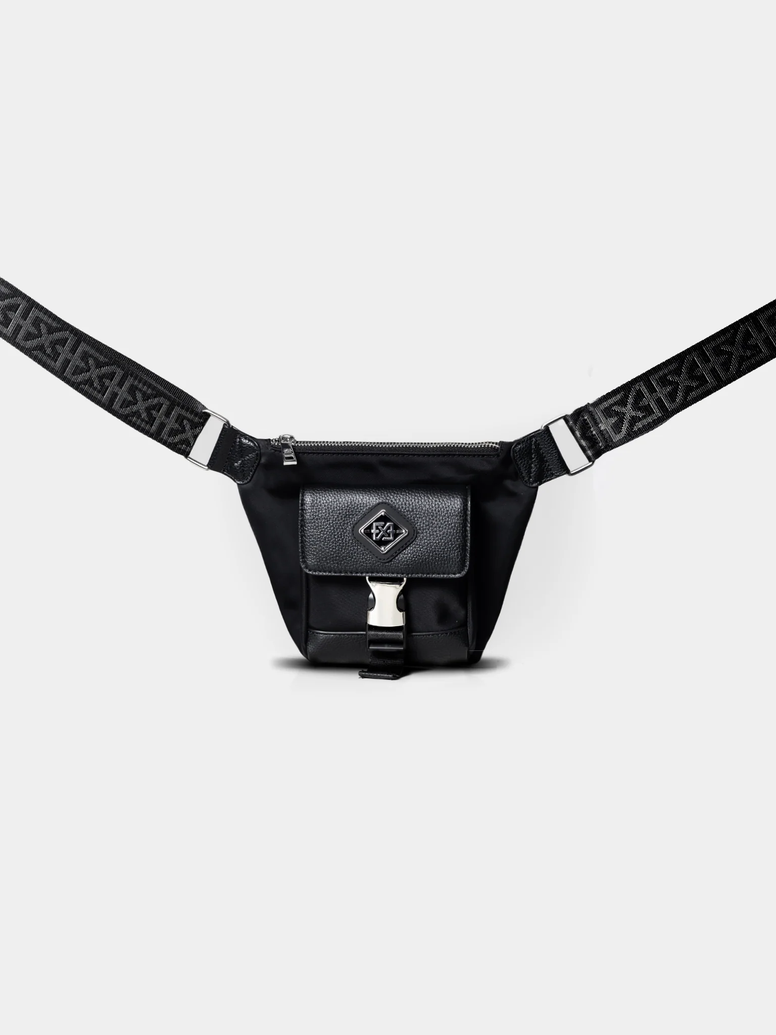 XPLCT Bag Armor SS25 Black - Luna