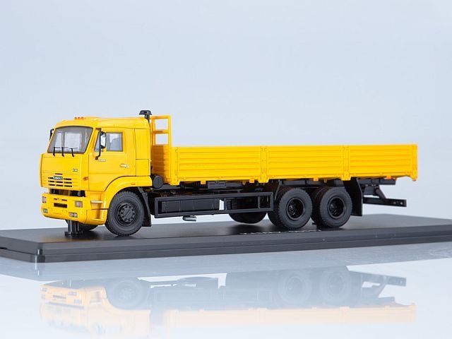 Art-Toys - KAMAZ 65117 TRUCK