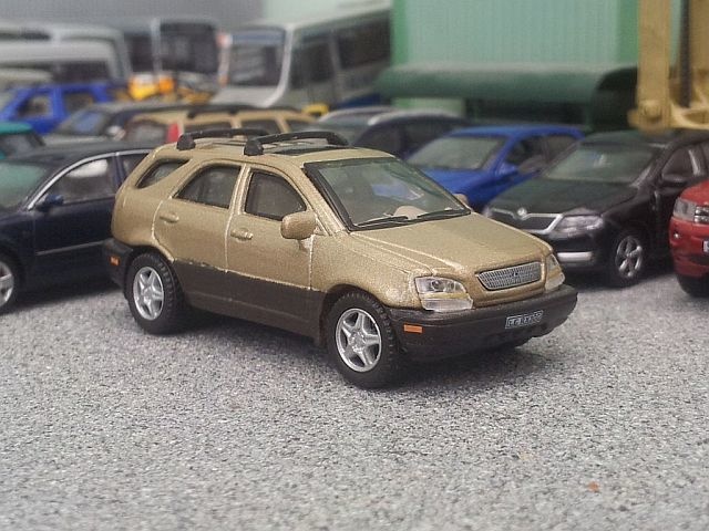 Art-Toys - Lexus RX300