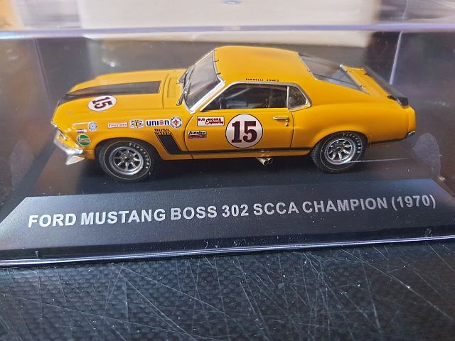 Art-Toys - Ford Mustang Boss 302 #15 SCCA Champion(1970)