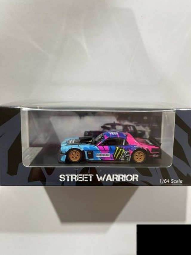 Art-Toys - Ford Mustang " Monster"