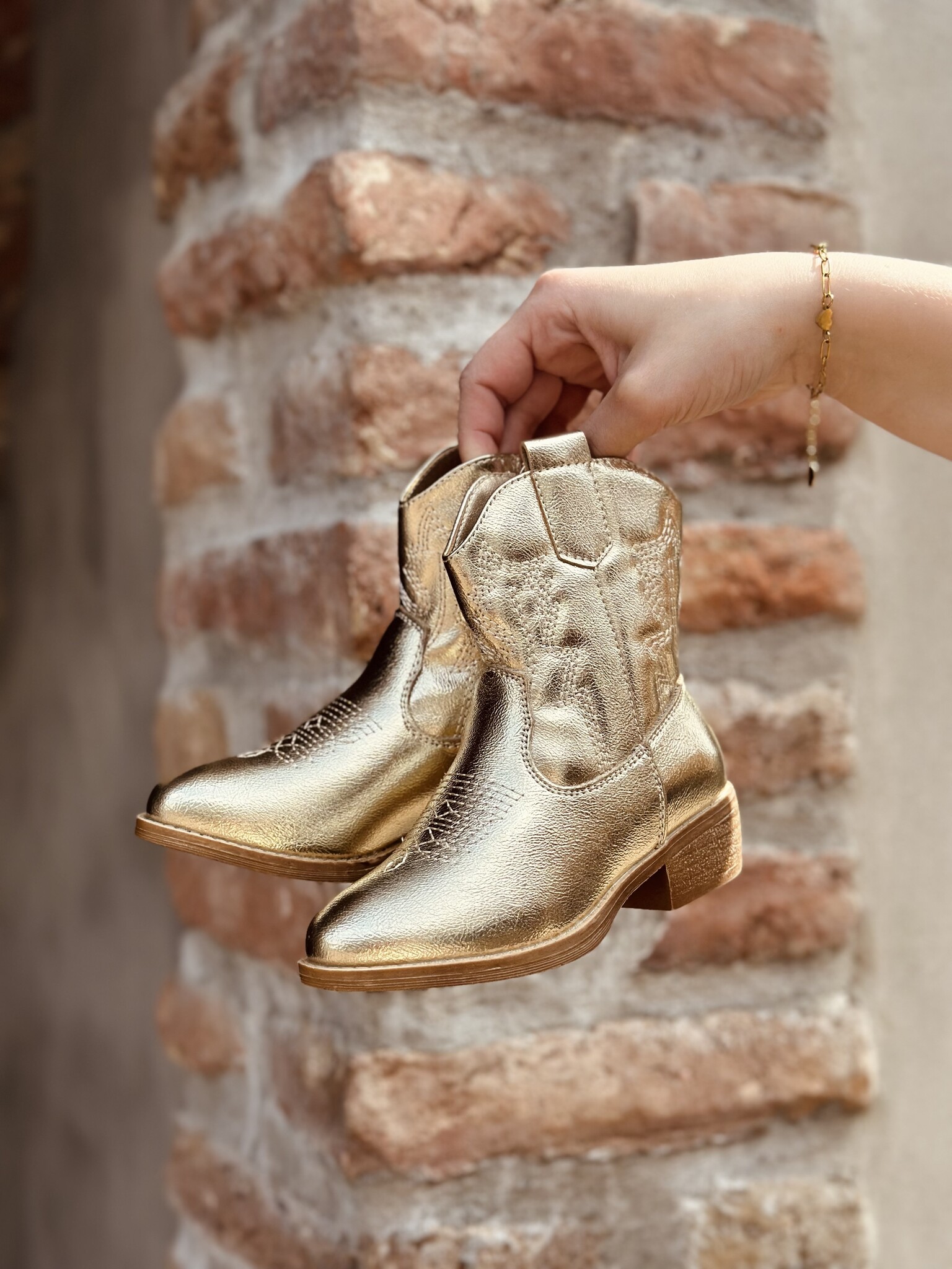 Noa short cowboy boots gold - Lady's only