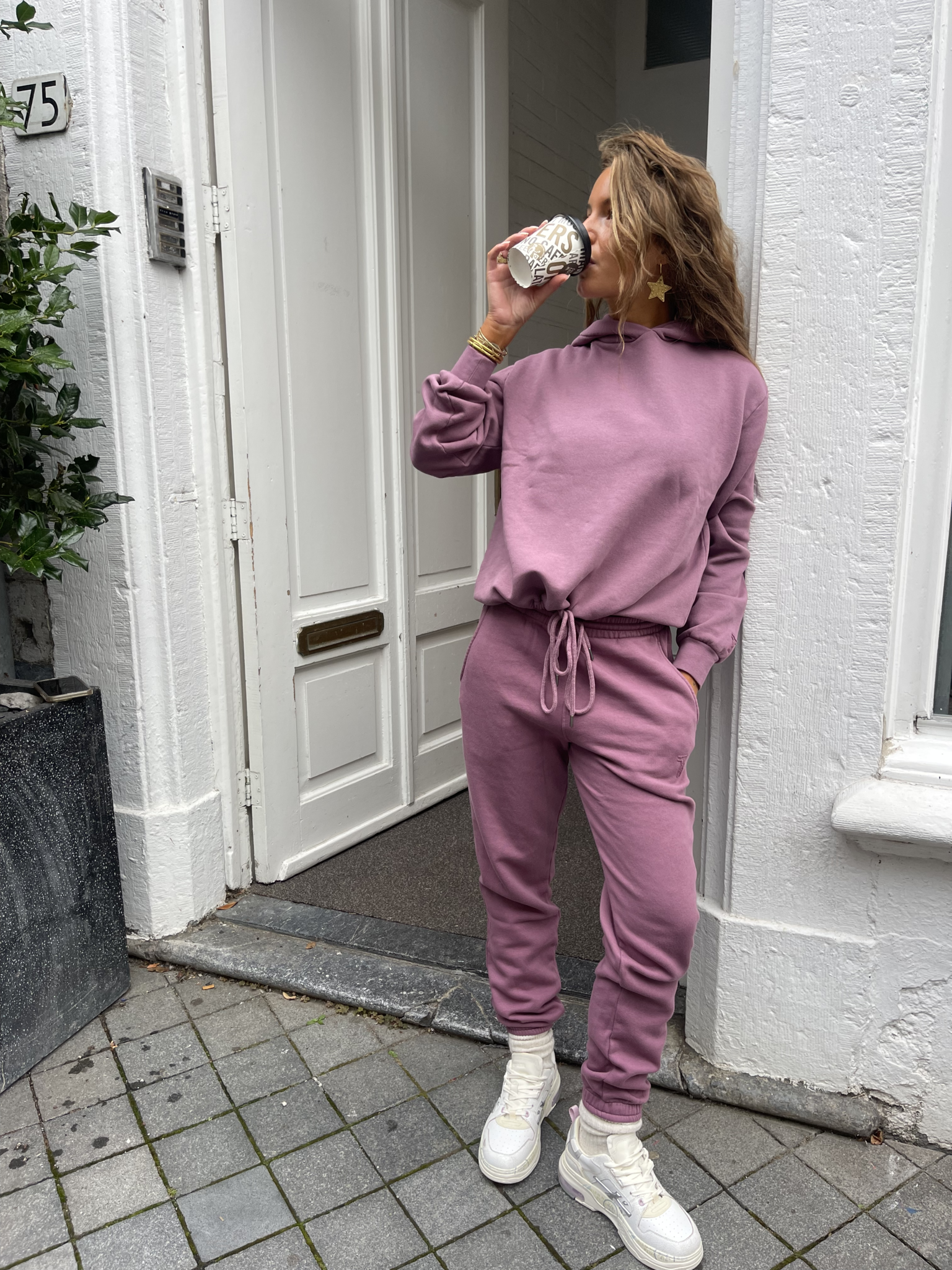 Just a T Hoodie | Ruby - La Neuvieme