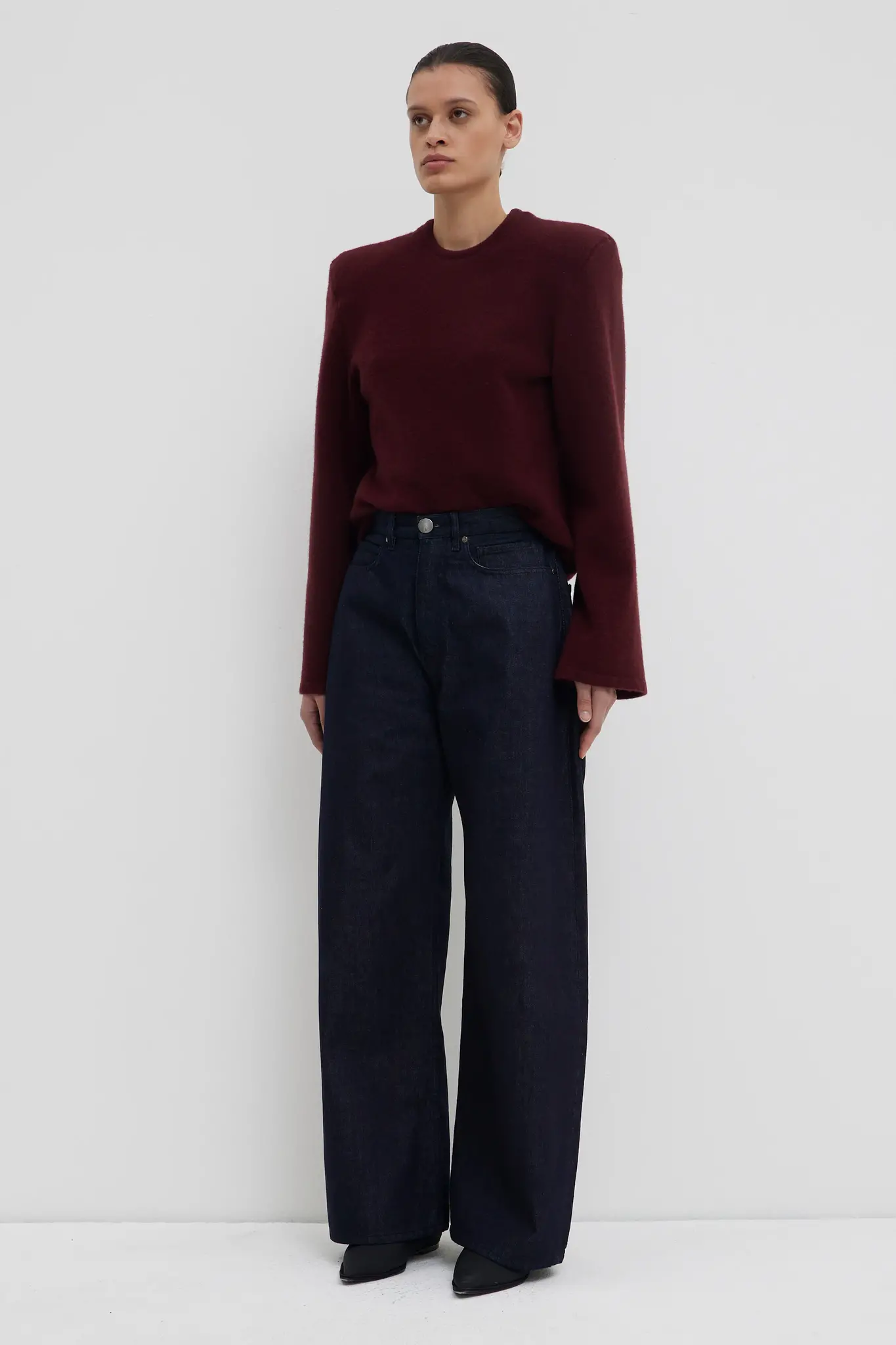Christian Wijnants Puriaz long and wide barrel jeans| dark denim - La ...