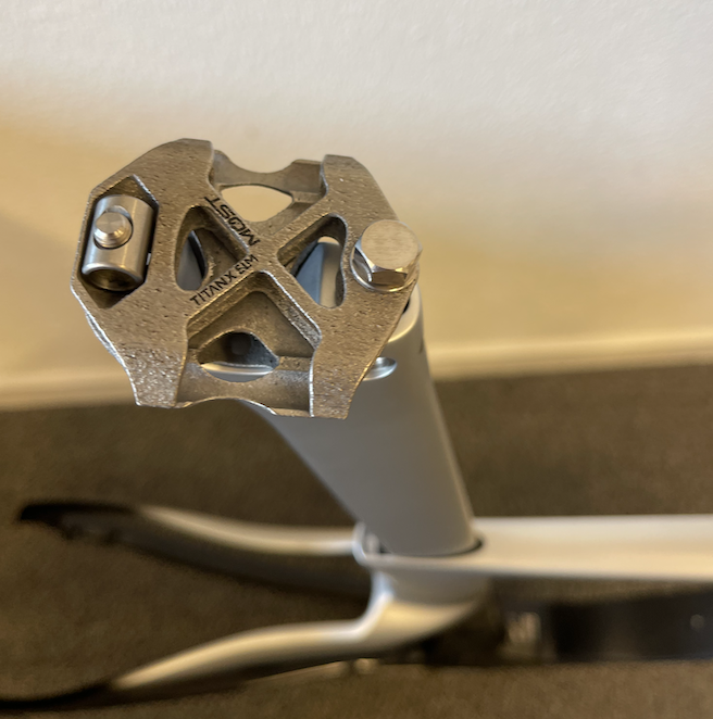 Pinarello Dogma F Straight Zero Setback Seatpost | Order here!