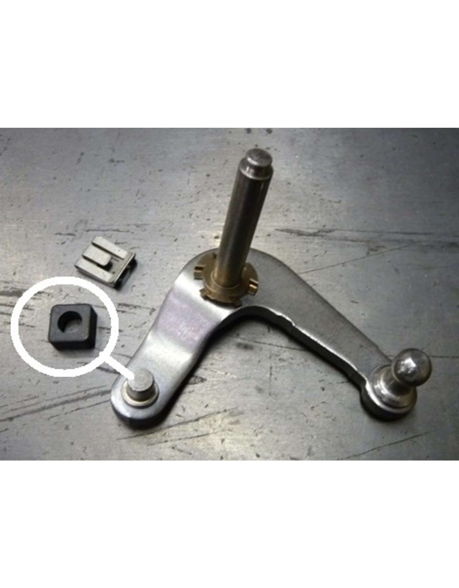 M32 Nylon shift bushing to remove slobby gear leaver movements - 4H ...