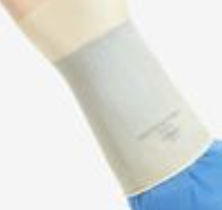 Protexis PI Micro surgical gloves, sterile, latex free - Medical2day BV