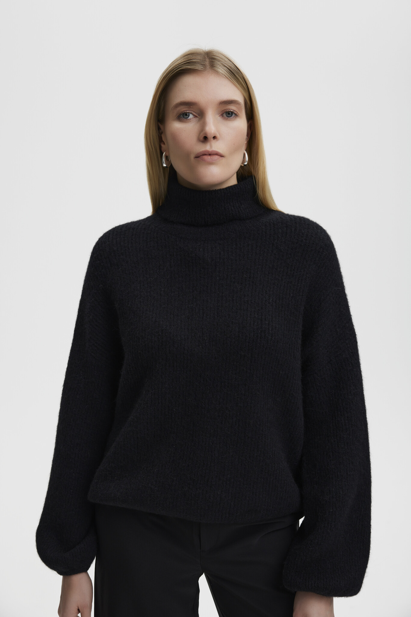 Gestuz Alpha rollneck black - NewStyle.nl