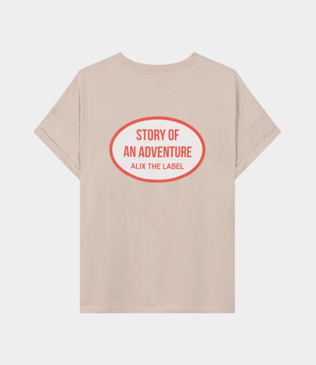 Alix the Label | Walk my world tee sand | Newstyle - NewStyle.nl