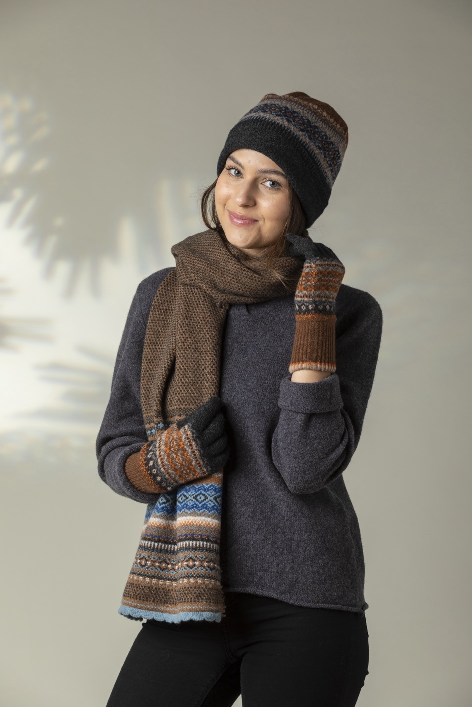 Eribé Scarf 100% Merino Wool! - 13 doors