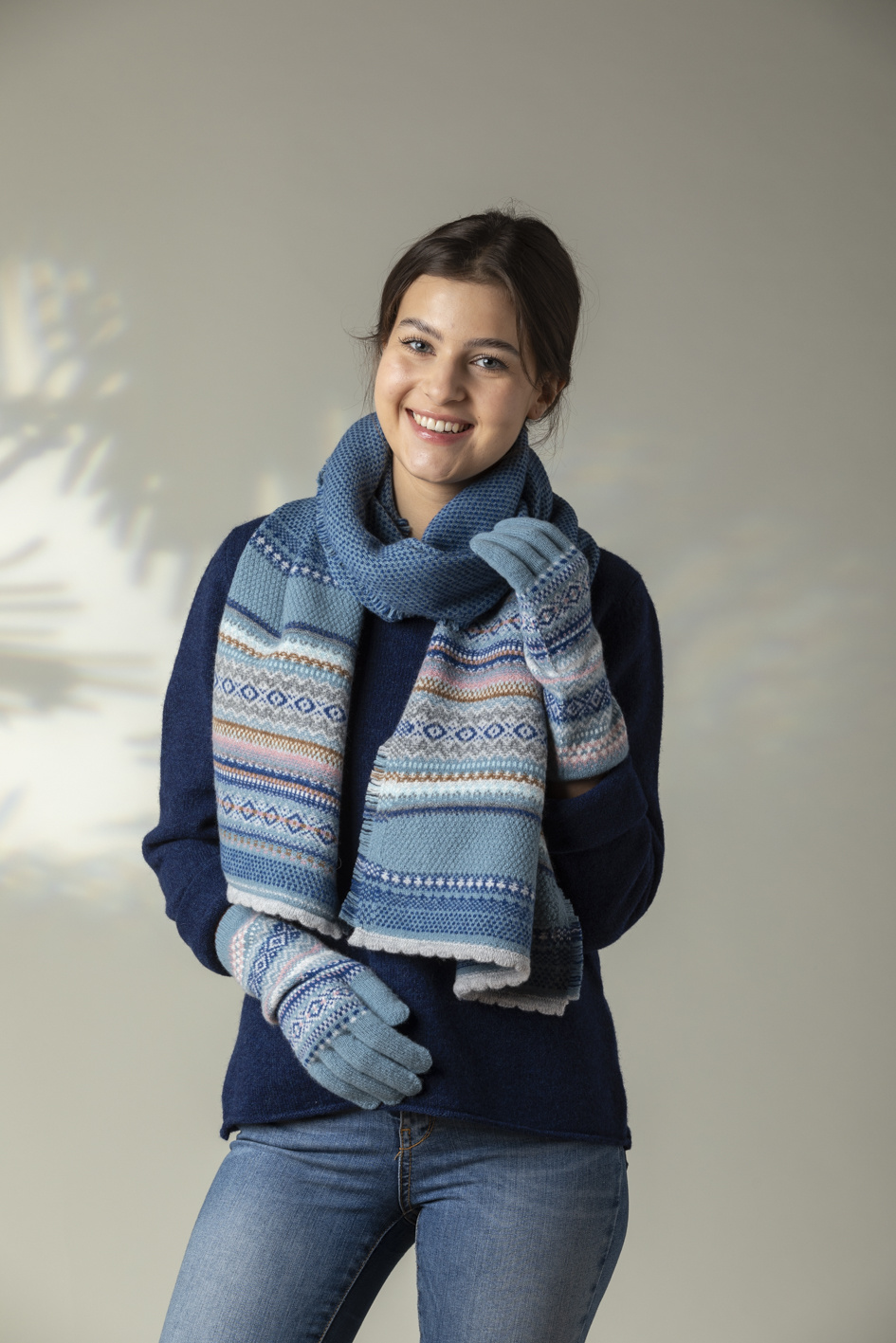 Eribé Scarf 100% Merino Wool! - 13 doors