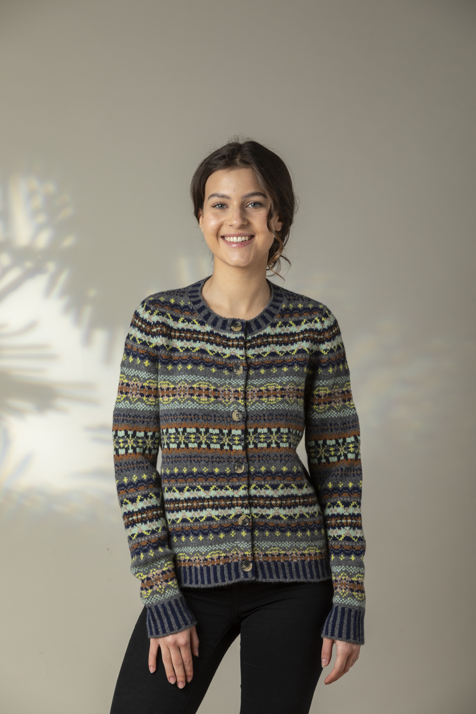 Eribe 100% Wool Cardigan! - 13 doors
