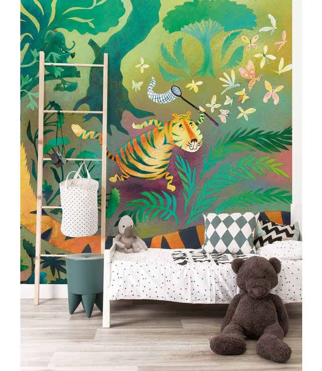 Wall Mural Hunting Tiger, 292.2 x 280 cm - KEK Amsterdam