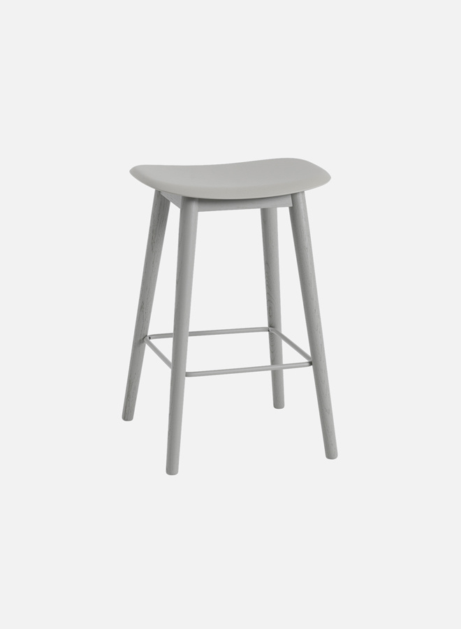Fiber counter stool - wood base - La Fabrika