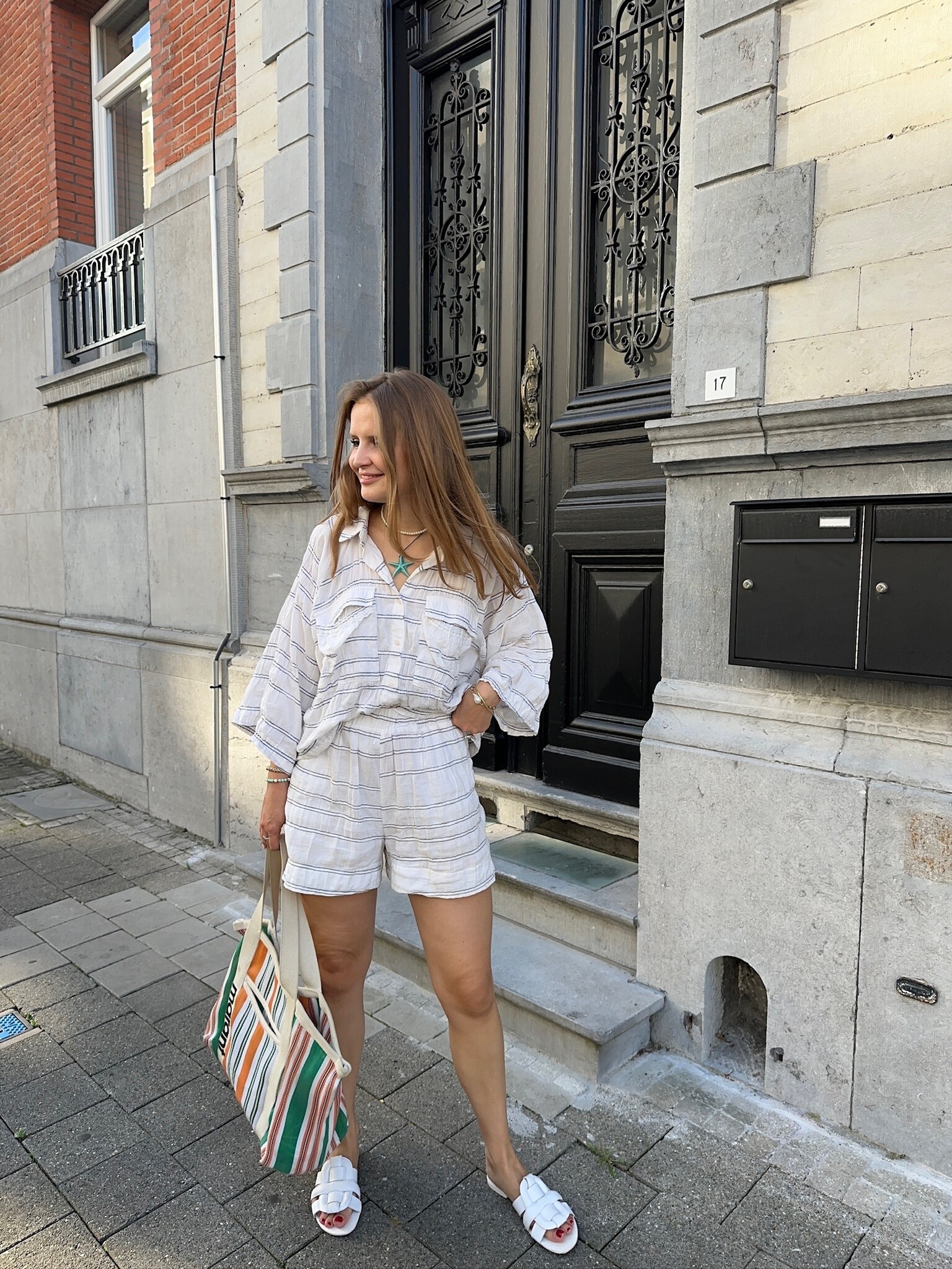 ISA SHORTS - LE TREND