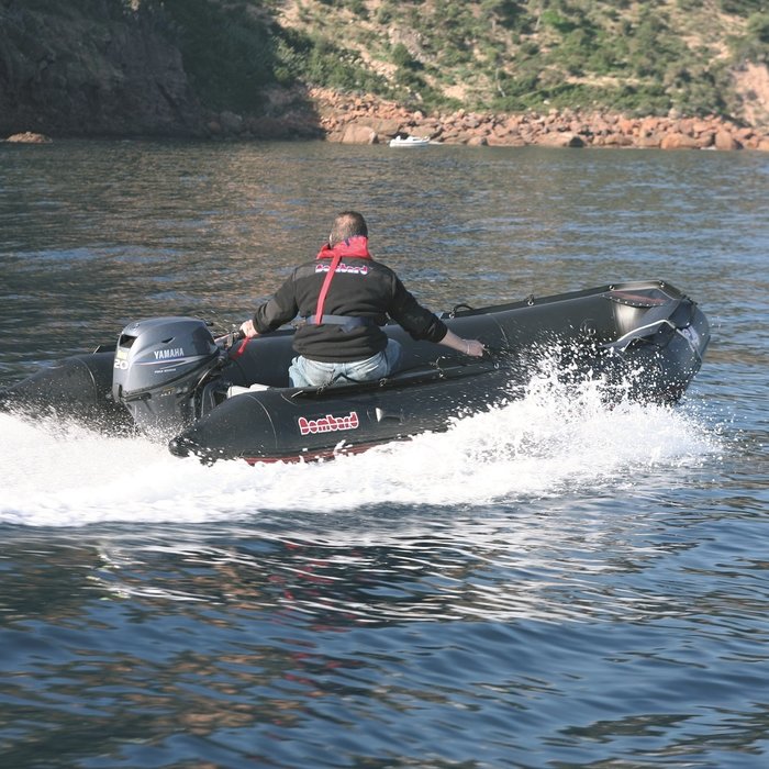 Bombard Commando C4 – Foldable Inflatable Boat 4.30 m | Order Now!