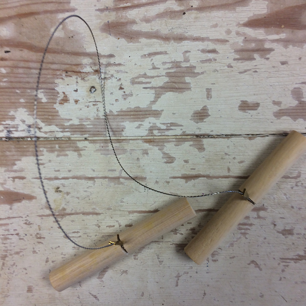 Twisted Wire Cutter (shell wire) - Bluematchbox Potters Supplies Ltd