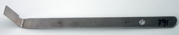 Steel Turning Tool (Square) - Bluematchbox Potters Supplies Ltd