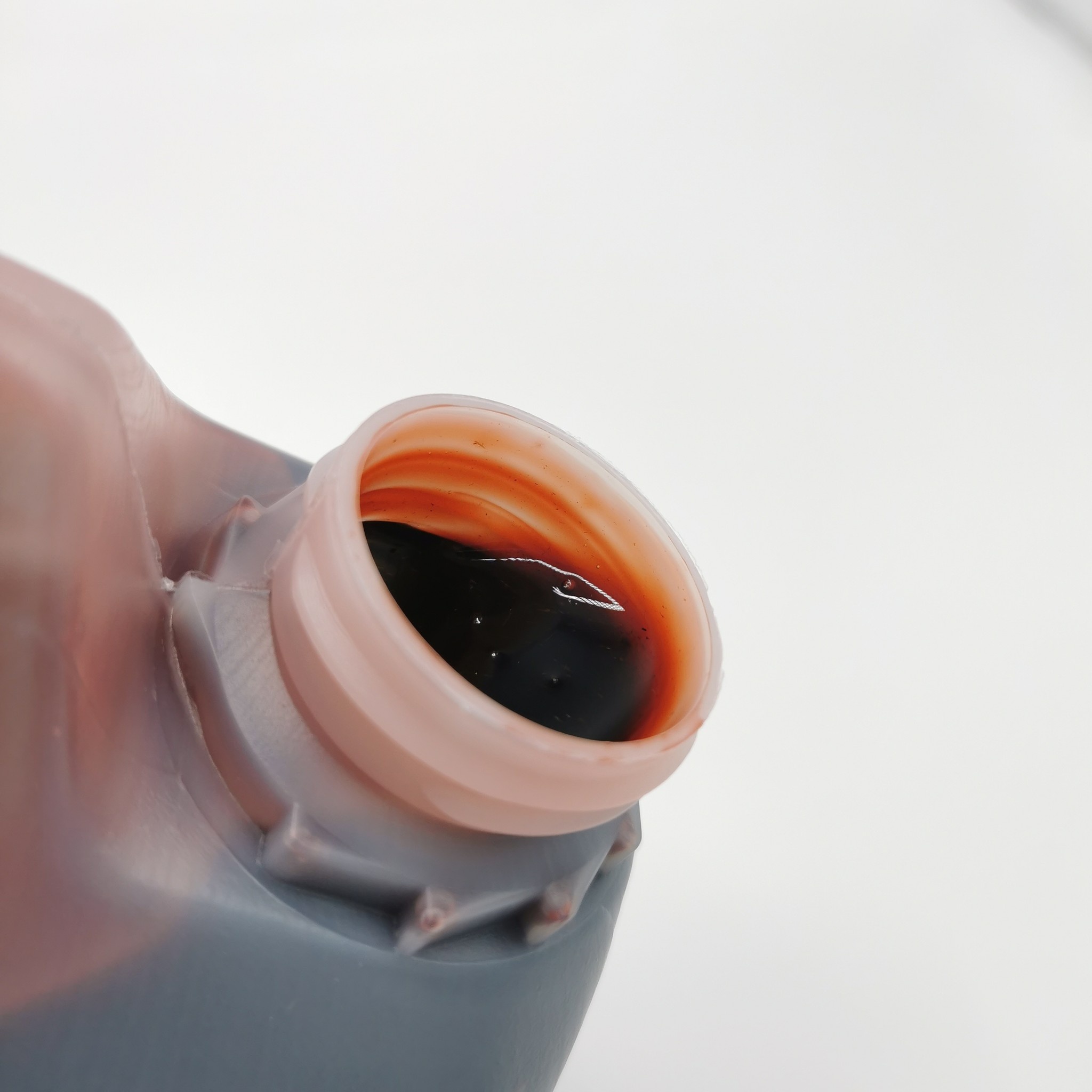 Solution Boilies Bloodworm Liquid | 1L bestellen? Karpfen-Zentrale ...