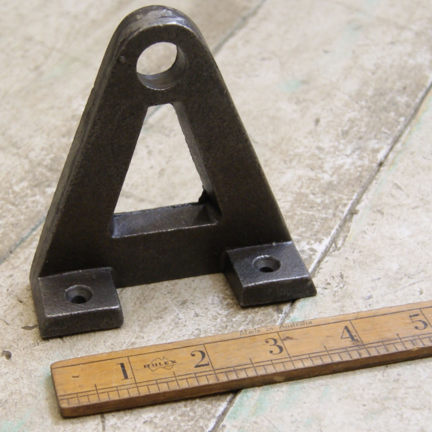 Wheel Axle Bracket Triangular Cast Iron 16mm Dia Hole - Homebird House