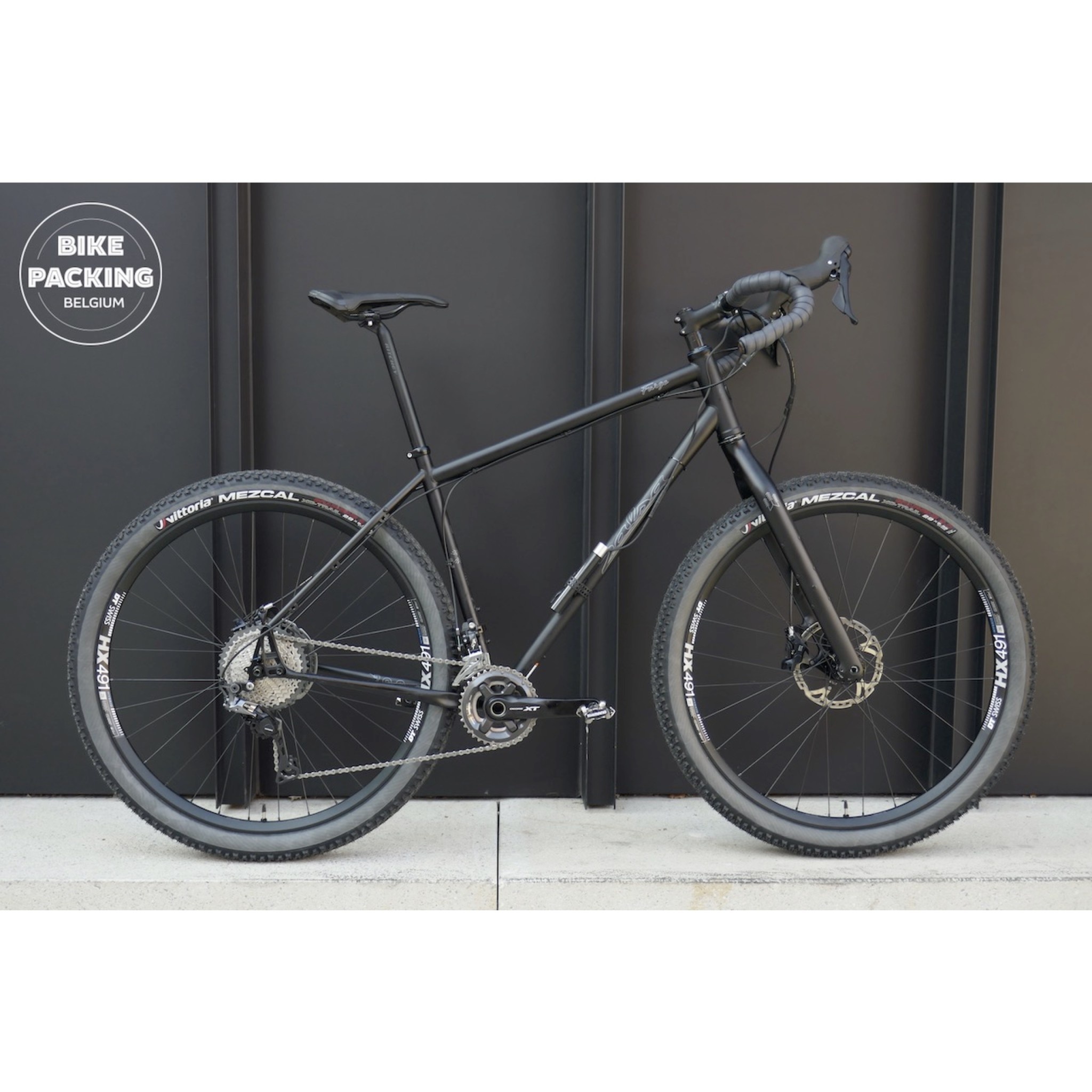 Salsa Fargo Large Black custom - Bikepacking Belgium webshop