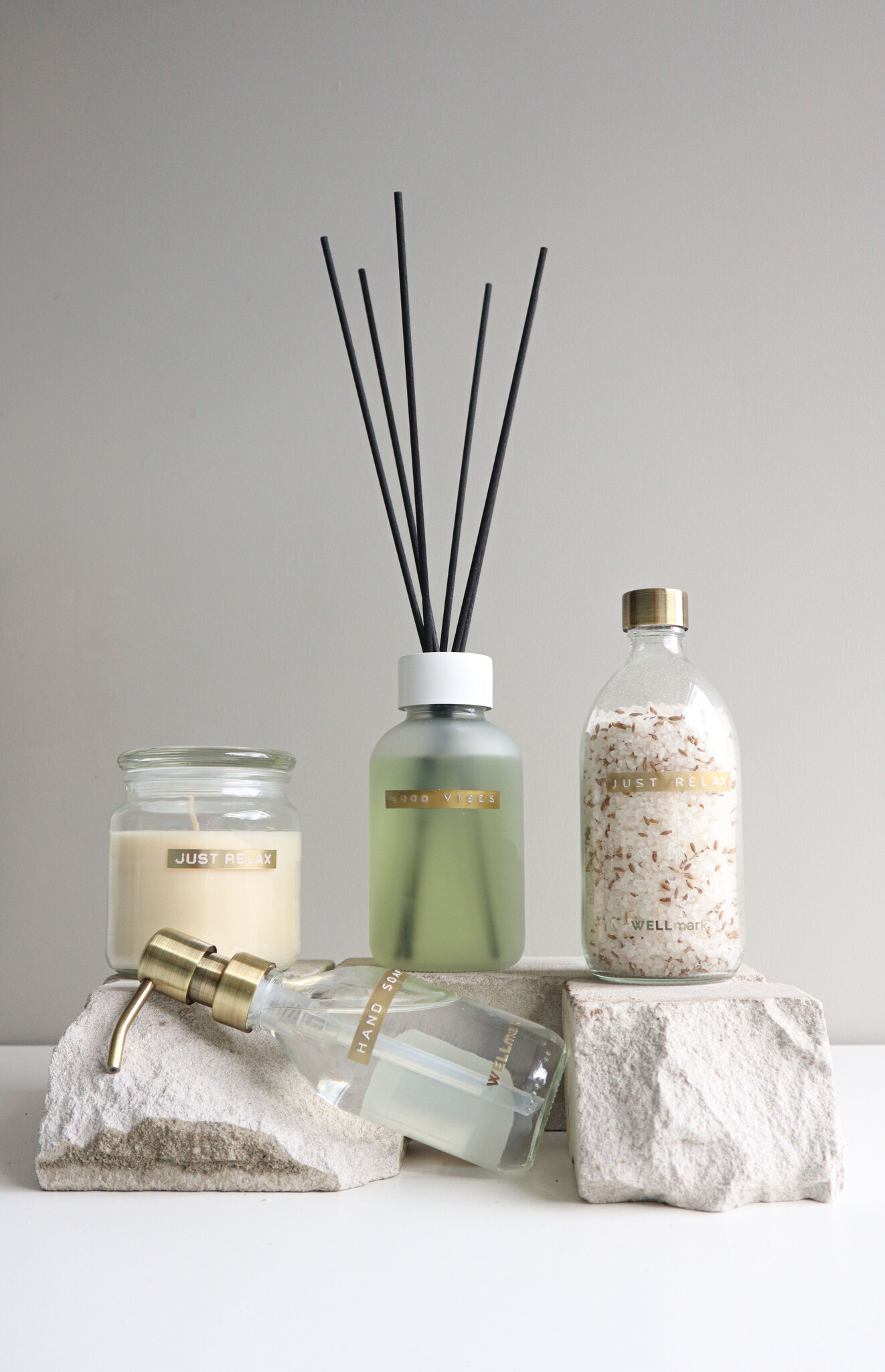 Maxi Reed diffusers - Cozy Blossom 500ml with White ring - Wellmark