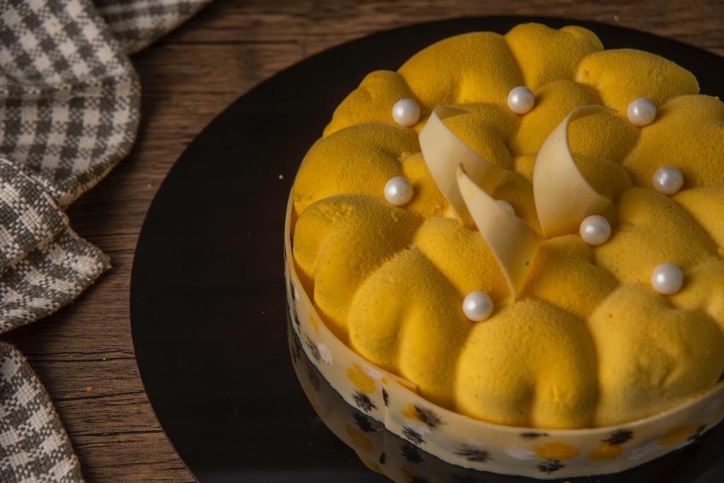 Passion Fruit Mousse Cake 7 Inches (good for 6 persons) - Chef's Play