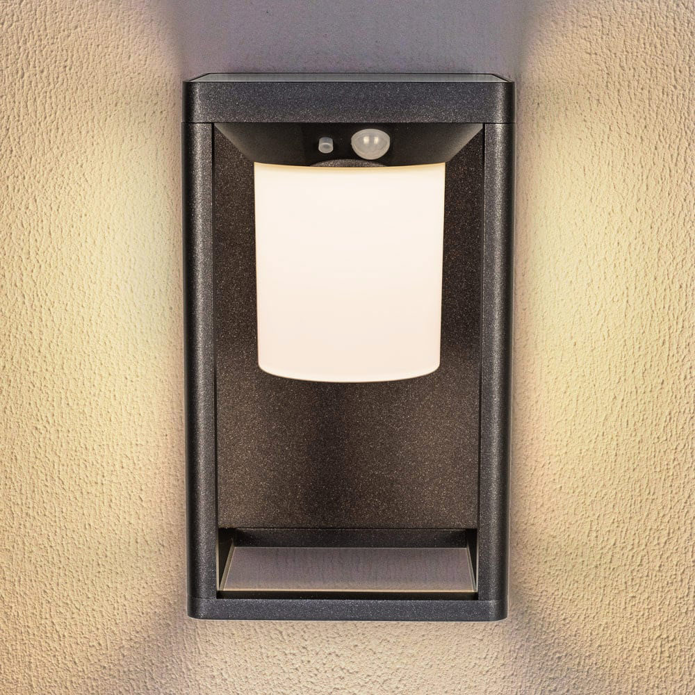 Solar outdoor wall light with sensor - Bianca - LumenXL.com