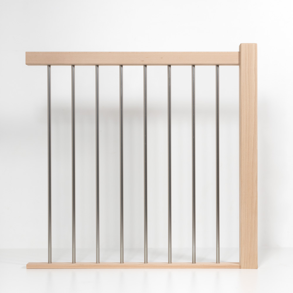 Houten balustrade met aluminium spijlen | Stairscompany - Stairscompany