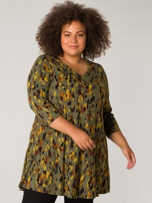 44andMore, winkels met plus size mode; vlot vrolijk, vrouwelijk en vernieuwend. - 44andMore