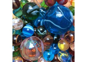 De mooiste knikkers koop je online bij De Knikkerprins - alles per stuk ...