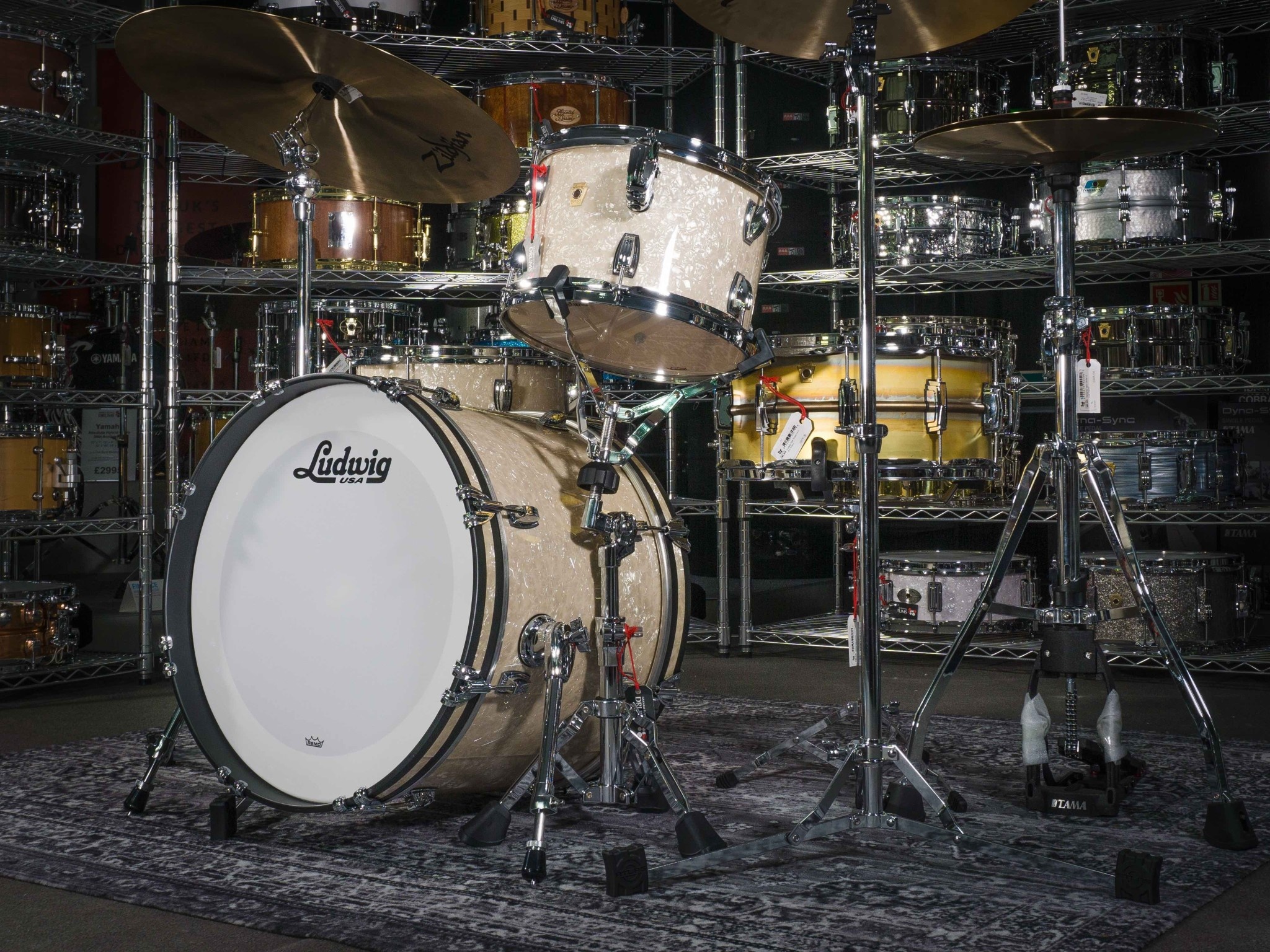 Ludwig Classic Maple Drum Kit, Vintage White Marine Pearl | Graham Rus ...