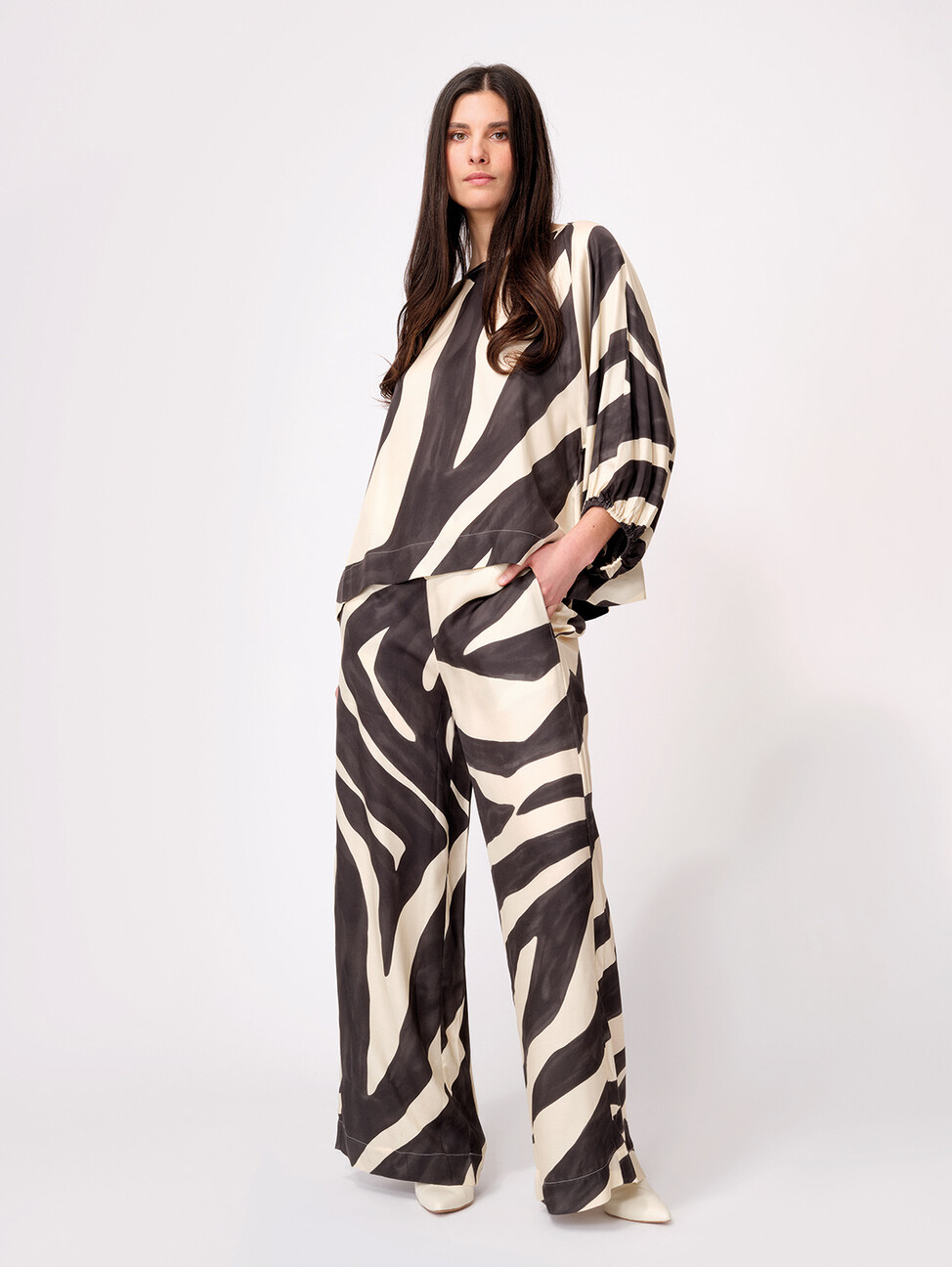 Dutchess - Dutch contemporary clothing brand - Dutchess - Shop