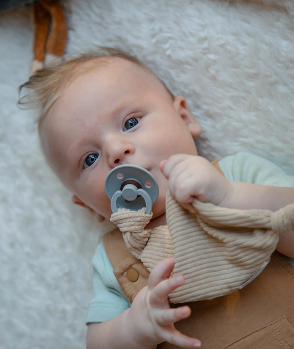 Tryco Tryco - Plush - Pacefier Cloth - Corduroy Sand - Orsetto
