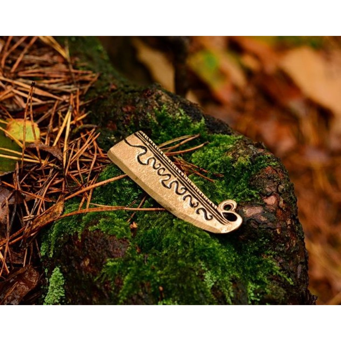 Bronze age razor - CelticWebMerchant.com