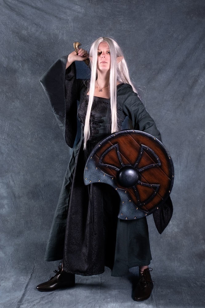 Blog & lookbook - Get the look: High elf - CelticWebMerchant.com