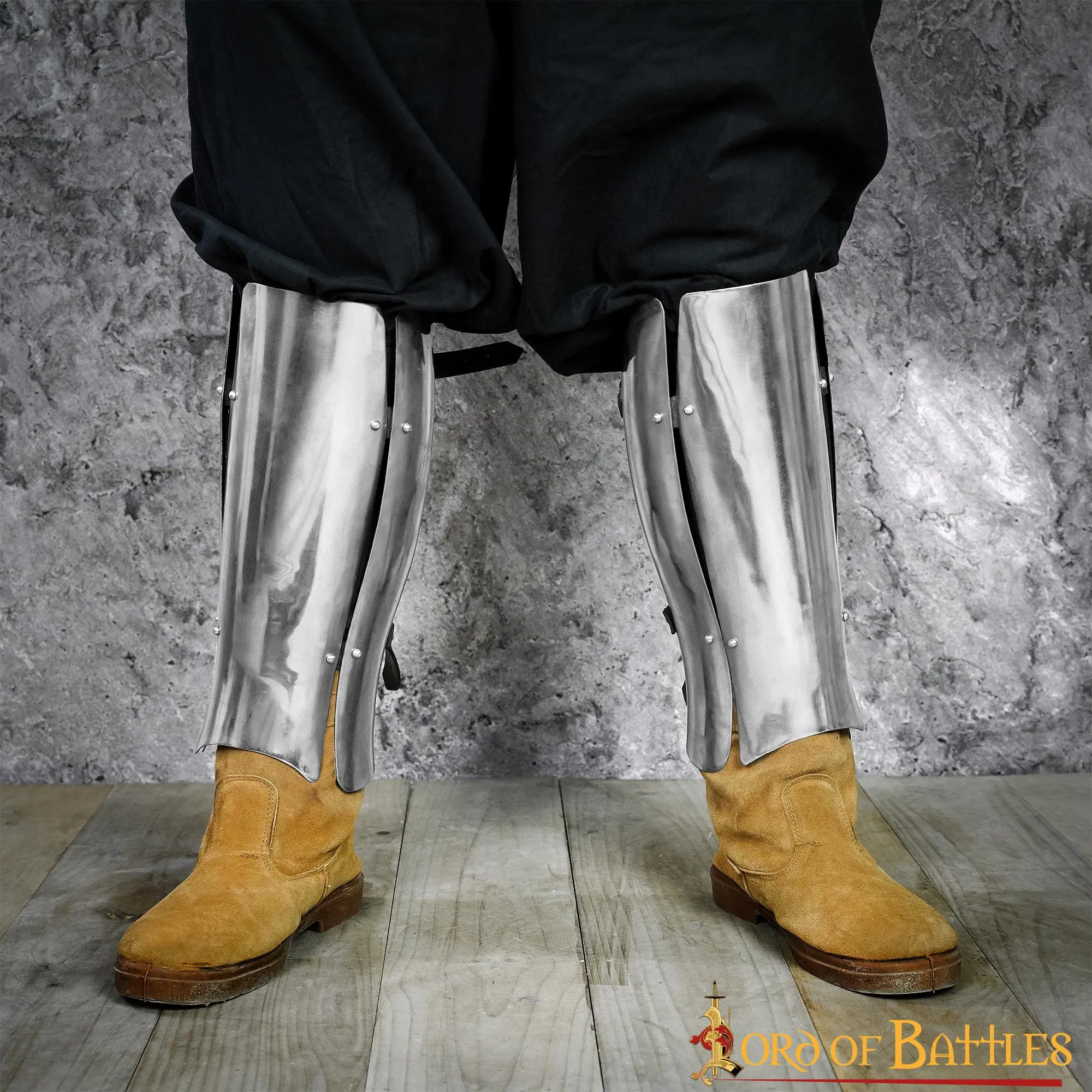 15th century greaves - CelticWebMerchant.com