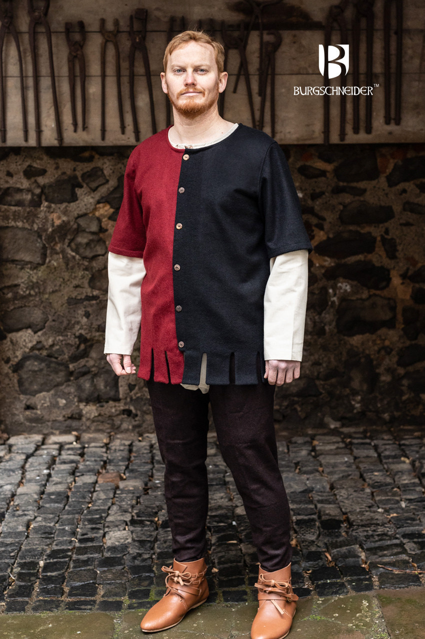 Surcoat Aleran, right side, natural - CelticWebMerchant.com