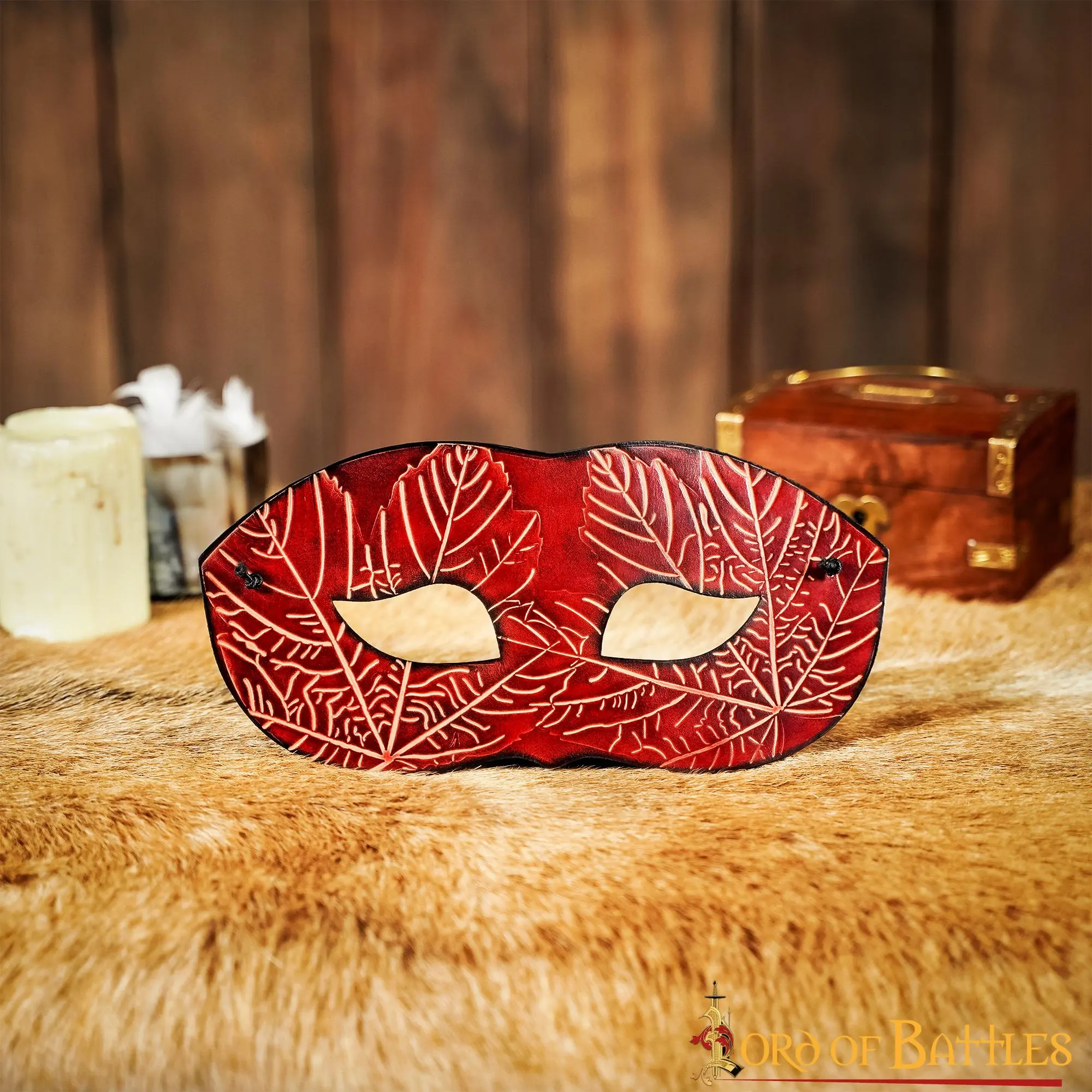 Leren masker Nessa, rood - CelticWebMerchant.com