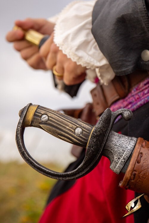 Curved LARP cutlass, 100 cm - CelticWebMerchant.com
