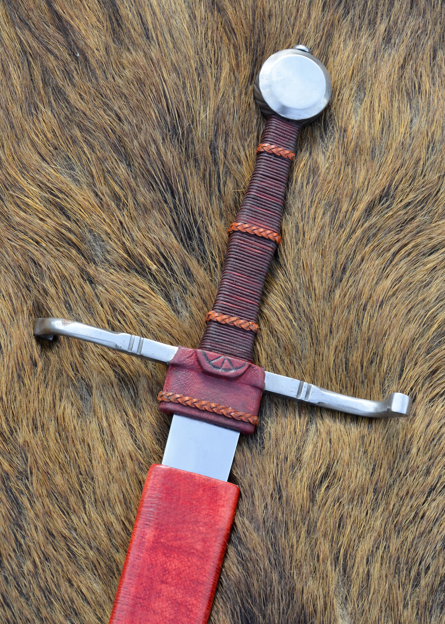 Spada da una mano e mezza museo di Cluny, da combattimento ...